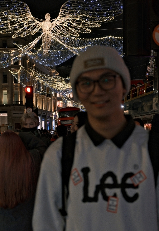 YUSHEN ZHOU – Brain, Language, and Computation Lab